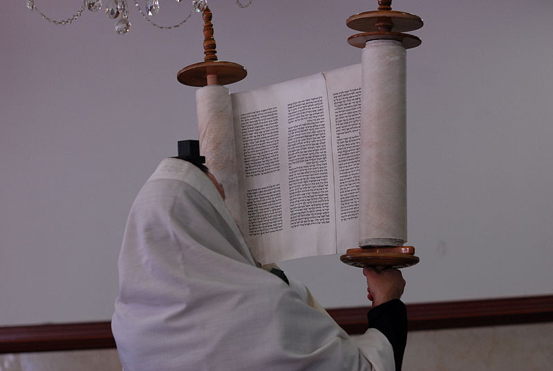 Parasha Re'eh (See): The Path of Blessing | Messianic Bible
