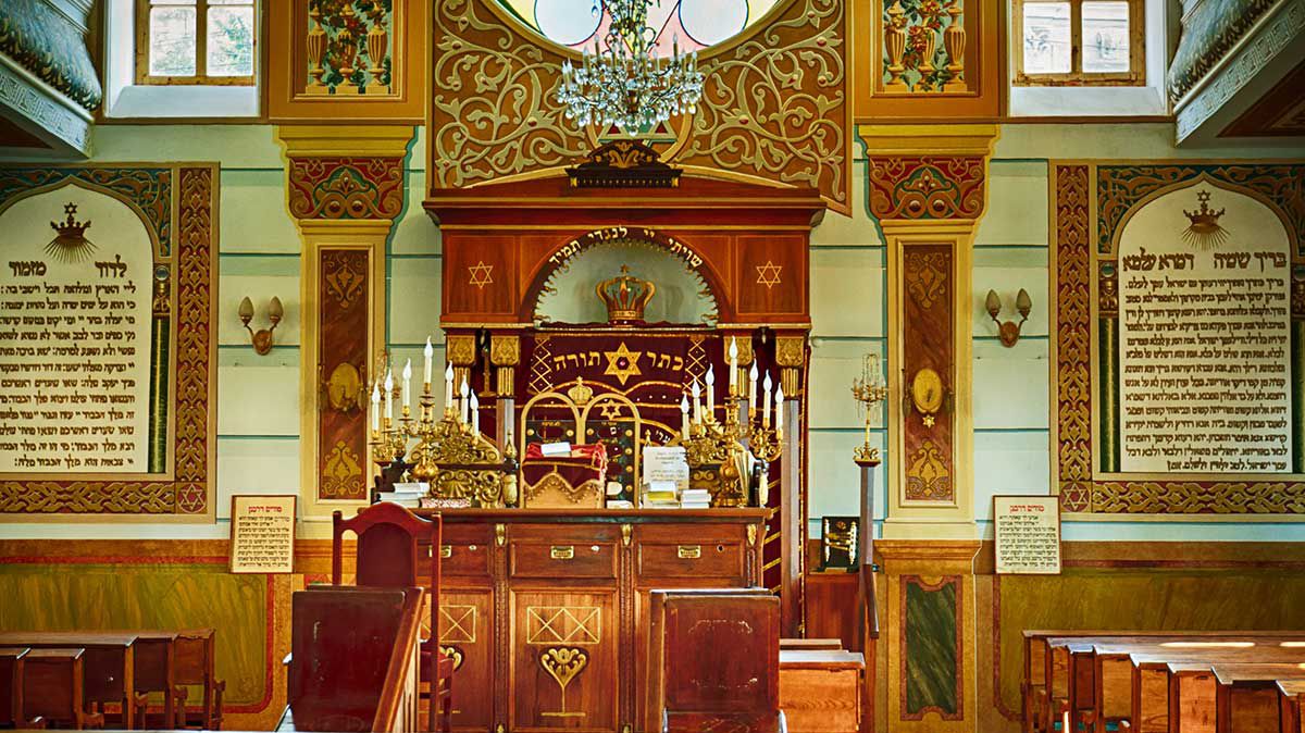 Daniel, the Prophet Who Was Not a Prophet | Messianic Bible